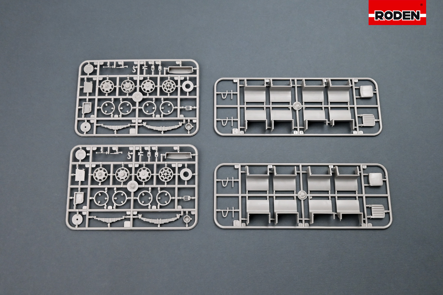 Roden Opel Blitz Omnibus W39 Stabswagen (1/35) RD-810 – Hobby Link ...